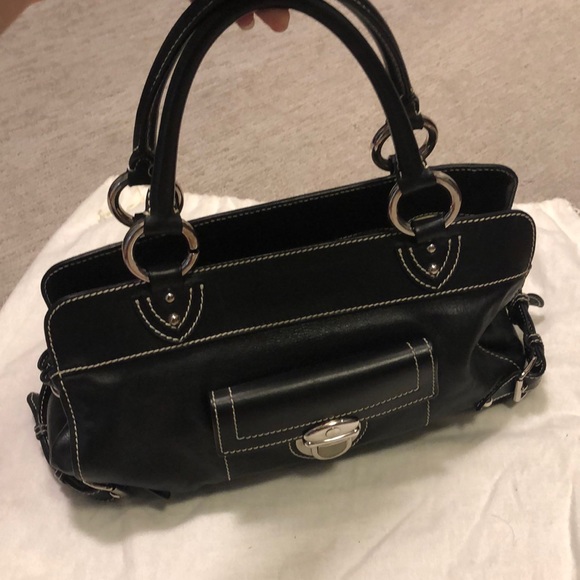 Marc Jacobs | Bags | Marc Jacobs Black Leather Doctor Shoulder Bag ...